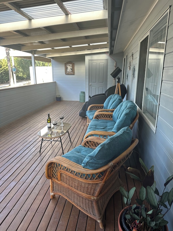 Charming 2-bedroom House With Pool, Massage Chair & More In Mclaren Vale - McLaren Vale
