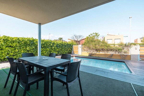 Maison De Vacances 'Vidalet Solo Familias' Avec Piscine Privée, Wi-fi Et Climatisation - Cambrils