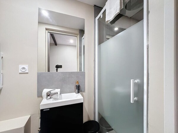Brand-new 4-person Apartment N°6 - Riom