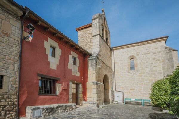 Casa Rural 'El Campanario' Con Vistas A La Montaña, Terraza Privada Y Jardín Privado - Miranda de Ebro
