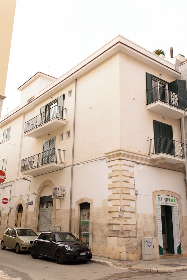 Dimora Amelia Apartment 3, Rifinito Con Gusto Zona Centro Ben Servita Per Coppie - Giovinazzo