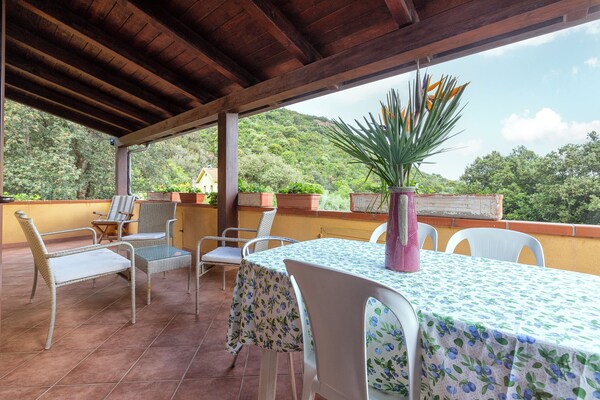 Ferienhaus 'La Casa Nel Bosco' Mit Gemeinschaftspool, Wi-fi Und Klimaanlage - Alghero