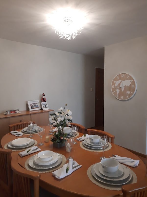 Charming 2-bedroom Apartment In Cool Caracas With Ac, Wifi - Caracas