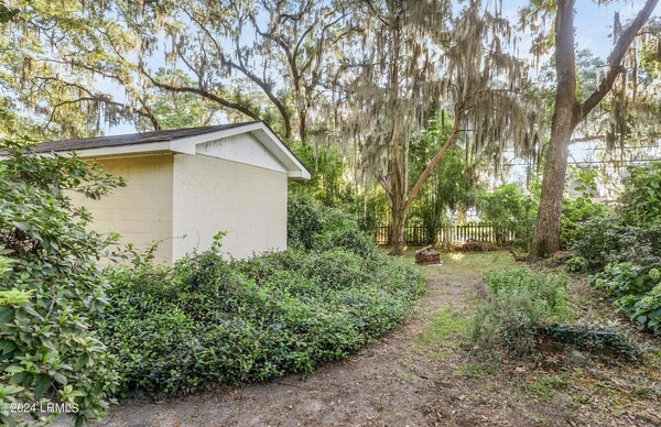 Cozy 3-bedroom Bungalow In Charming Beaufort - Port Royal, SC