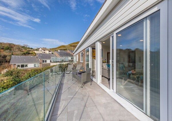 Nyth Glan Y Mor - Two Bedroom House, Sleeps 4 - Aberdovey