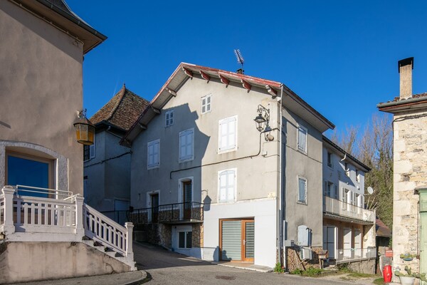 Le Refuge De Valdaine - Joli Studio Climatisé - Le Pont-de-Beauvoisin