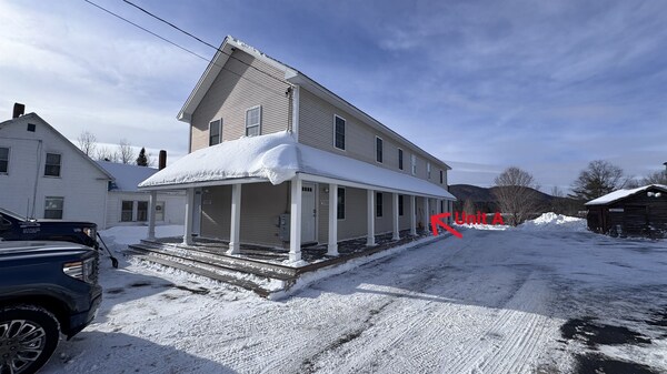 Island Pond Apartment On Vast Trail  3br, 2ba - Brighton State Park, Island Pond