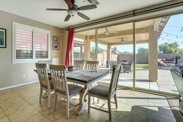 5 Mi To Surprise Stadium: Chic Home W/ Pool - Surprise, AZ