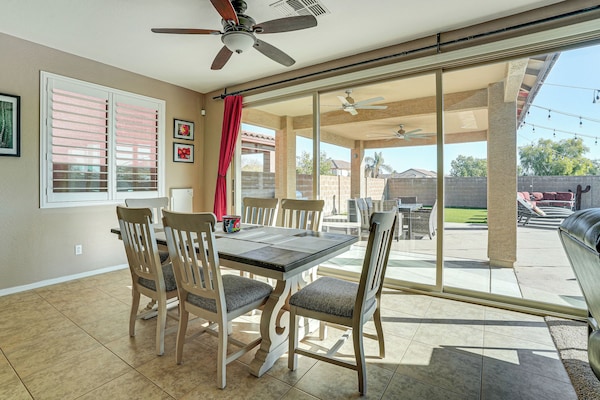 5 Mi To Surprise Stadium: Chic Home W/ Pool - Surprise, AZ