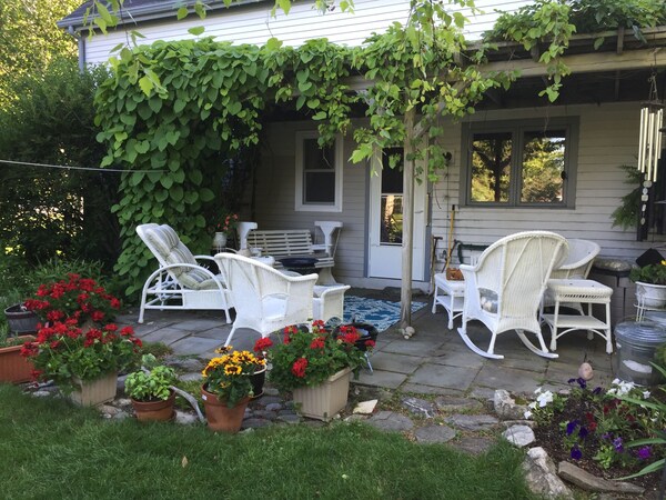 Charming Rockport, Maine 3br  Walk To Picturesque Harbor & Downtown - Camden, ME