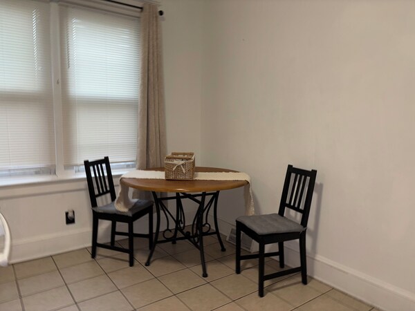 Cozy 1-bedroom Apartment In Historic Mill Hill With Ac, Wifi - Princeton, NJ