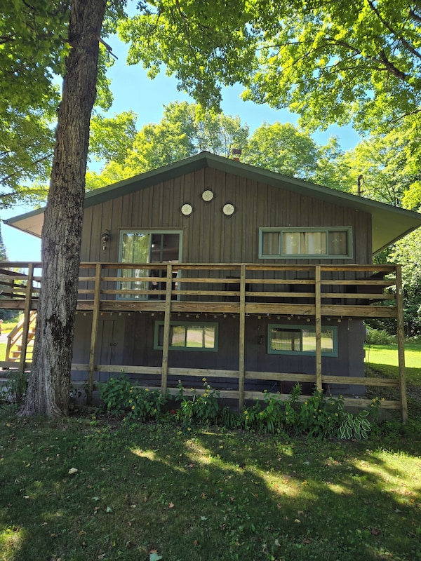 Four Seasons Lake House Between Marquette And Houghton: Paradise On Petticoat! - Craig Lake State Park, Champion