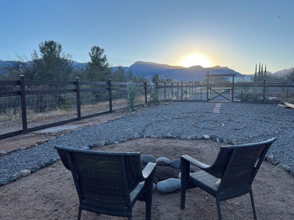 Charming Garten Haus  1-bedroom Guest House In Wonderful Sierra Vista With Wifi - Sierra Vista, AZ