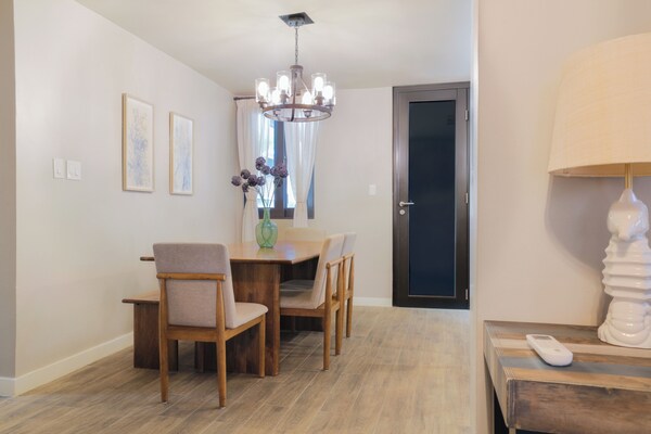 Charming 4-bedroom House W Private Pool, 7min From Airport, Close To Restaurants - Loíza