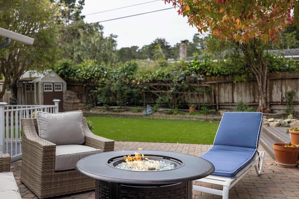 Villa Azul: Exclusive Luxury Meets Serenity! - Monterey, CA