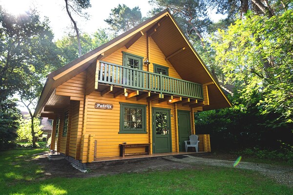 Cozy And Complete Swedish Group Home In The Forest - Amersfoort