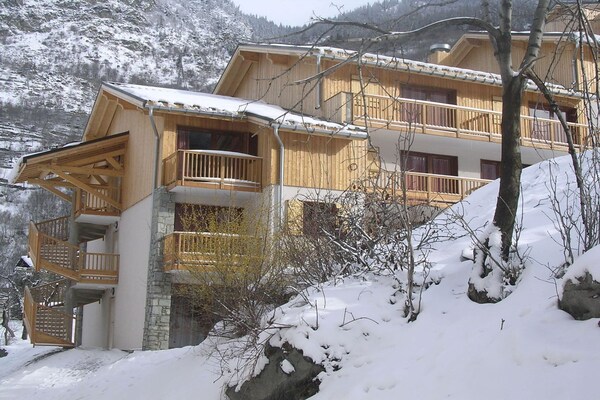 Appartement Pour 2 Personnes En Auvergne - Valmeinier