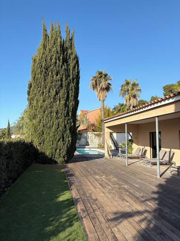 Exceptional Villa With Private Pool And Stunning Sea View - Le Pradet
