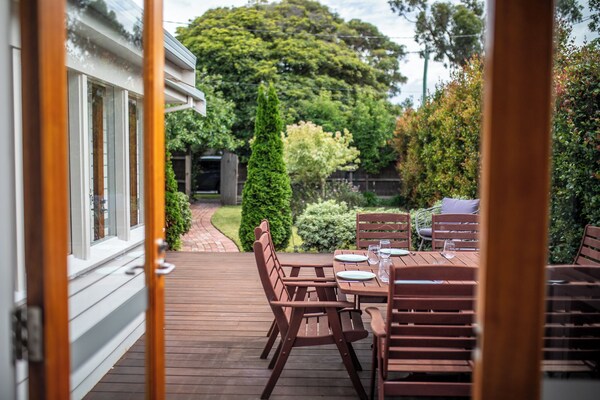 Geelong Road - Barwon Heads