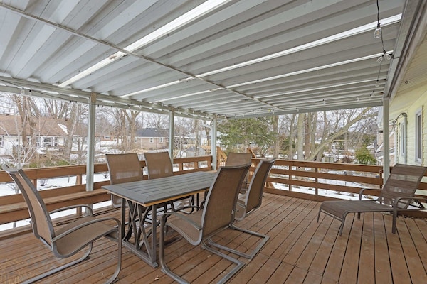 Stay And Relax|5 King Beds|mins To Kauffman - Lee's Summit, MO