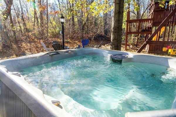 Shale Beach House -- 5 Minutes Drive To Blue Mountain Village! - Ontario