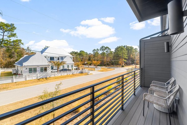30a Coastal Allure - 4 Bedrooms, Pet Friendly, 4 Bikes, Free Golf Daily Incl - Grayton Beach State Park, Santa Rosa Beach