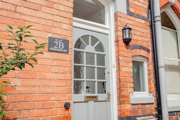 Host & Stay | Cannon Apartment - Worcester