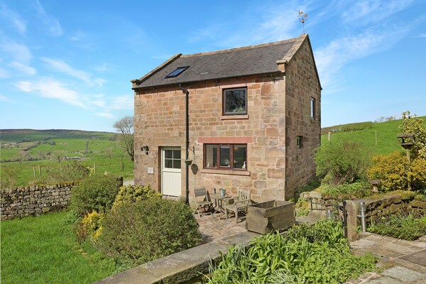 Host & Stay | Little Barn - Upper Hulme - Cheshire