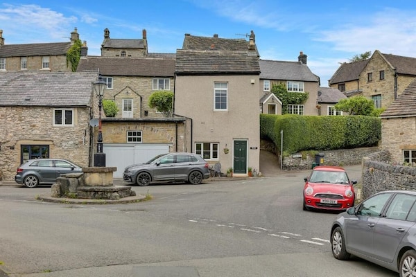 Host & Stay | Foxglove Cottage - Hathersage