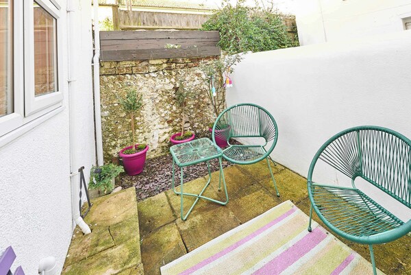 Host & Stay | Kemp Street Ii - 