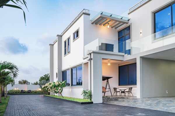 Kibada White Villa - Dar es Salaam