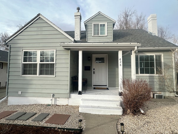 Charming Downtown Retreat - Casper, WY