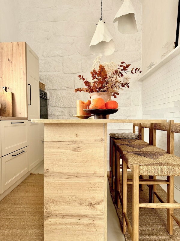 Coastal Serenity Escape: Bright, Beachside Apartment With Fireplace & Terrace - Matosinhos