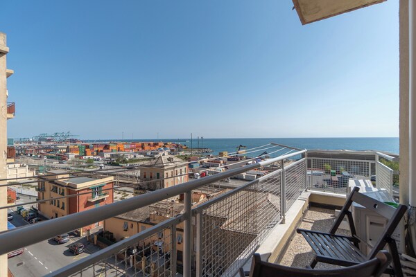 Apartamento 'Mare E Monti' Con Vistas Al Mar, Wi-fi Y Aire Acondicionado - Arenzano