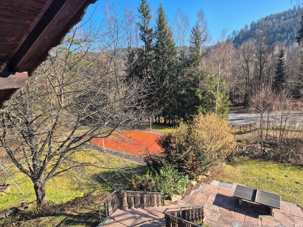 Leisure Home "Wilhelm-kiefer-haus" With Large Grounds, Fire Pit, Tennis Court - Bad Wildbad