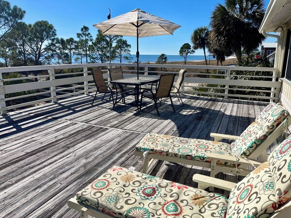 3br, 2ba Beach Front Peaceful Retreat Recently Renovated With Private Boardwalk - Alligator Point, FL