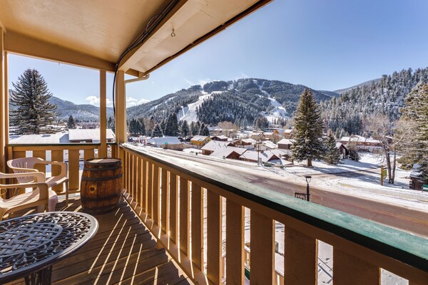 1/2 Mi To Skiing: Red River Condo W/ Free Shuttle! - Red River, NM