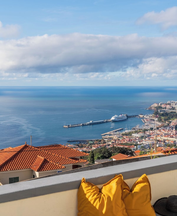 Sea And Mountain View - Madeira Friendly Guest House - Monte