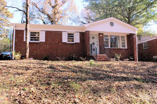 Historic Oaklawn Park Bungalow - Charlotte, NC