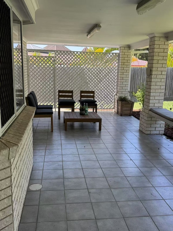 Holiday Inn - Logan City