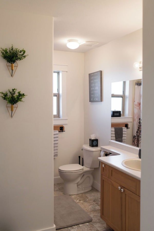 Peaceful Private Home, 7 Mins From Town. With All The Essentials For Relaxation - Vanderhoof