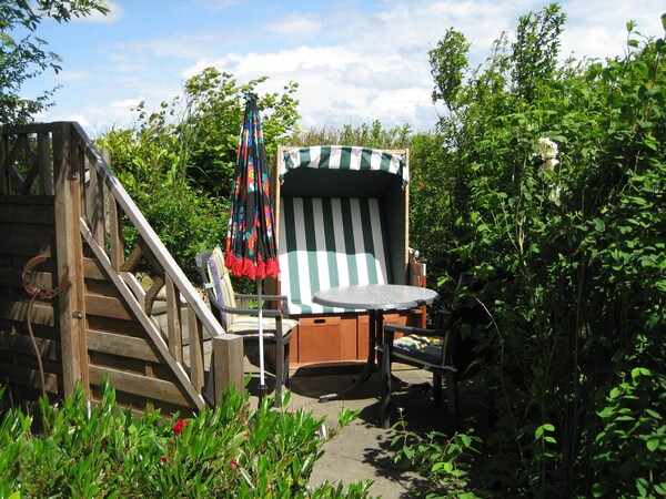 Ferienwohnung 'Brauer' Mit Privatterrasse Und Wi-fi - Nordstrand