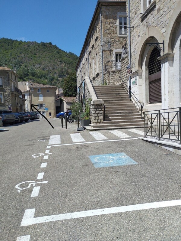 La Maison Du Château Au Calme Et Central - Tain-l'Hermitage