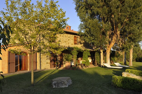 Luxury Stone House,large Private Pool And Stunning Seaview,3 Golf Courses Nearby - Suvereto