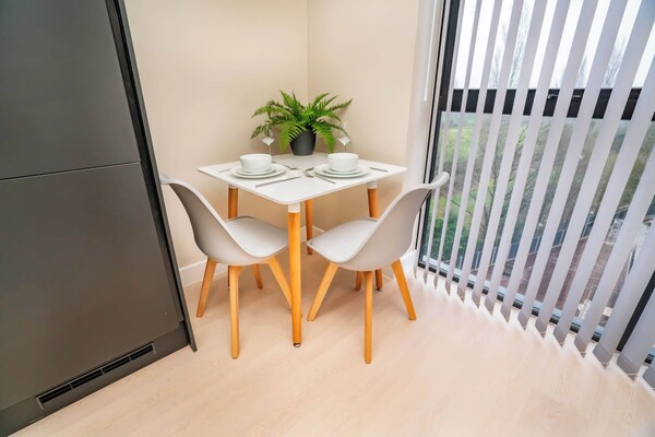 Fabulous 1 Bed Apartment In Birmingham - Birmingham