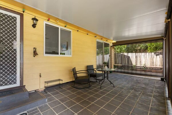 Entire Home- 5 Min To Parramatta,westmead Hospital,commbank Stadium - Blacktown