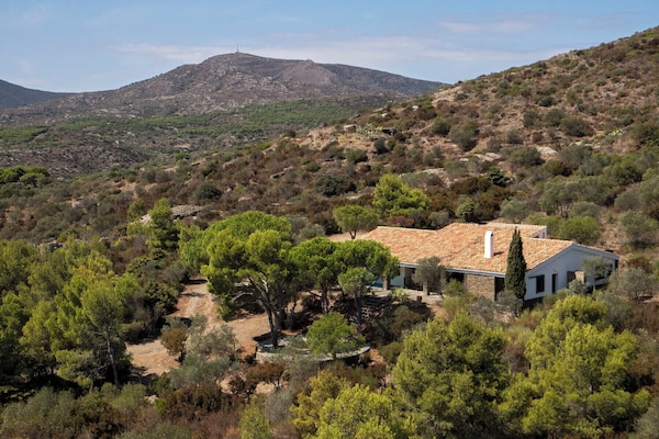 Cadaqués Finca, Luxury Villa - Cadaqués