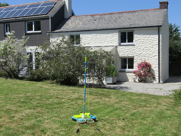 Tranquil Cottage,near Perranporth Beach,pet Friendly,garden,bbq,private Parking - Perranporth