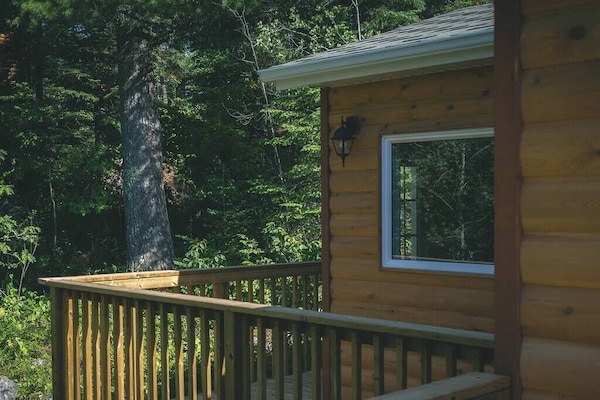 Twin Otter Cabin - Lakewood Park Cabins - 