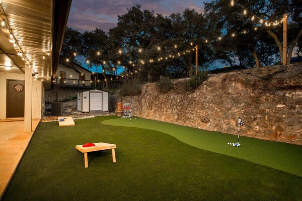 Lux Home | Hot Tub & Minigolf | Game Room + Views - Canyon Lake, TX